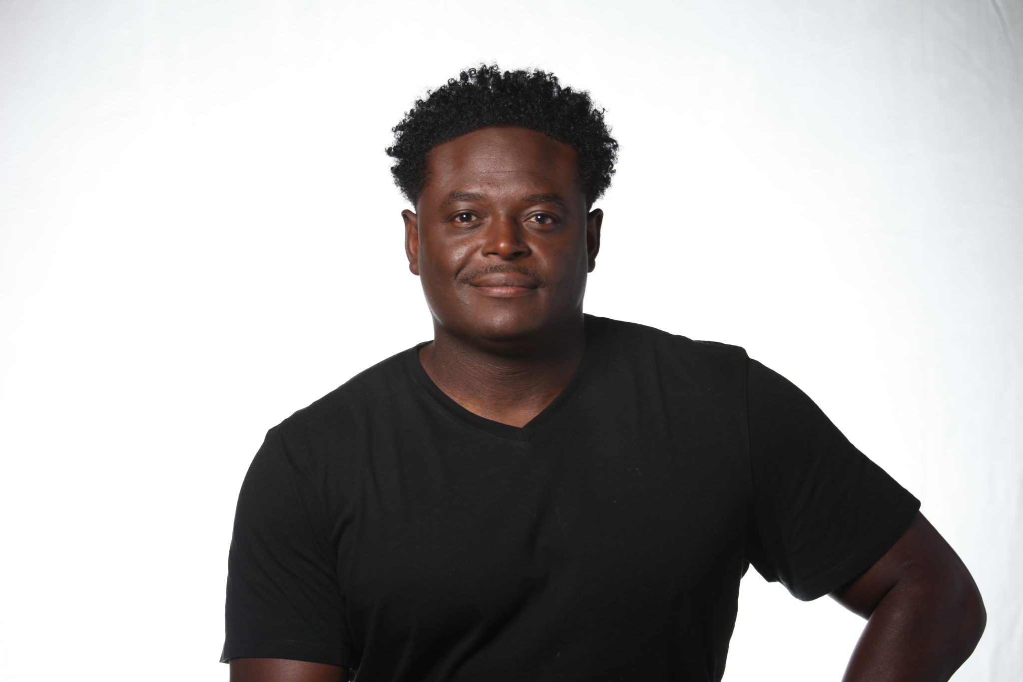 B&H signs pastor and author Derwin Gray for two books - B&H Publishing